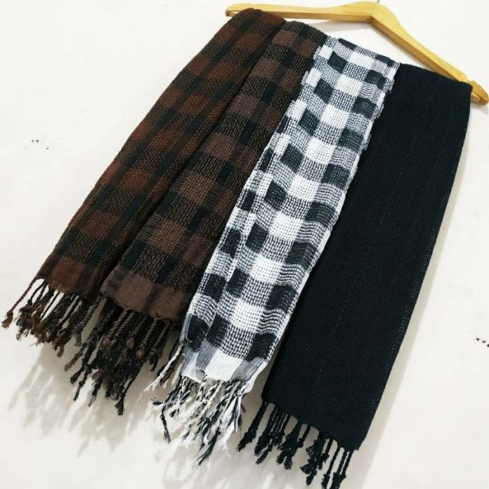 Mengenal Pakaian Adat Bali Pria dan 5 Perlengkapannya