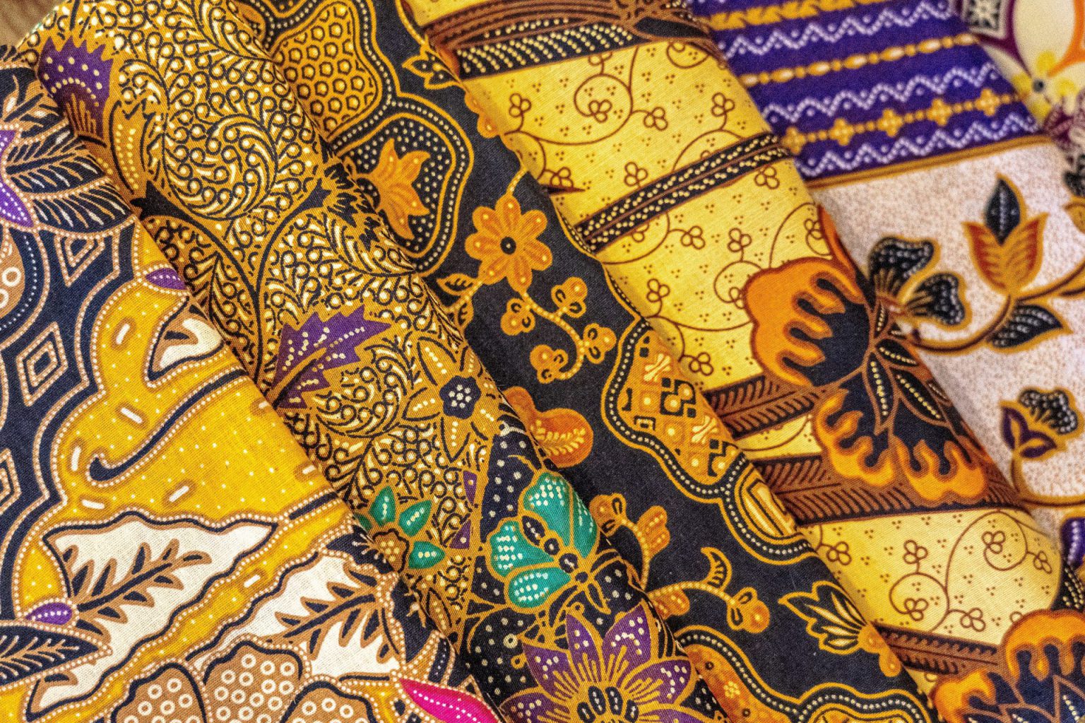 Mengenal Batik Tumpal dan 3 Makna Utama dari Motifnya