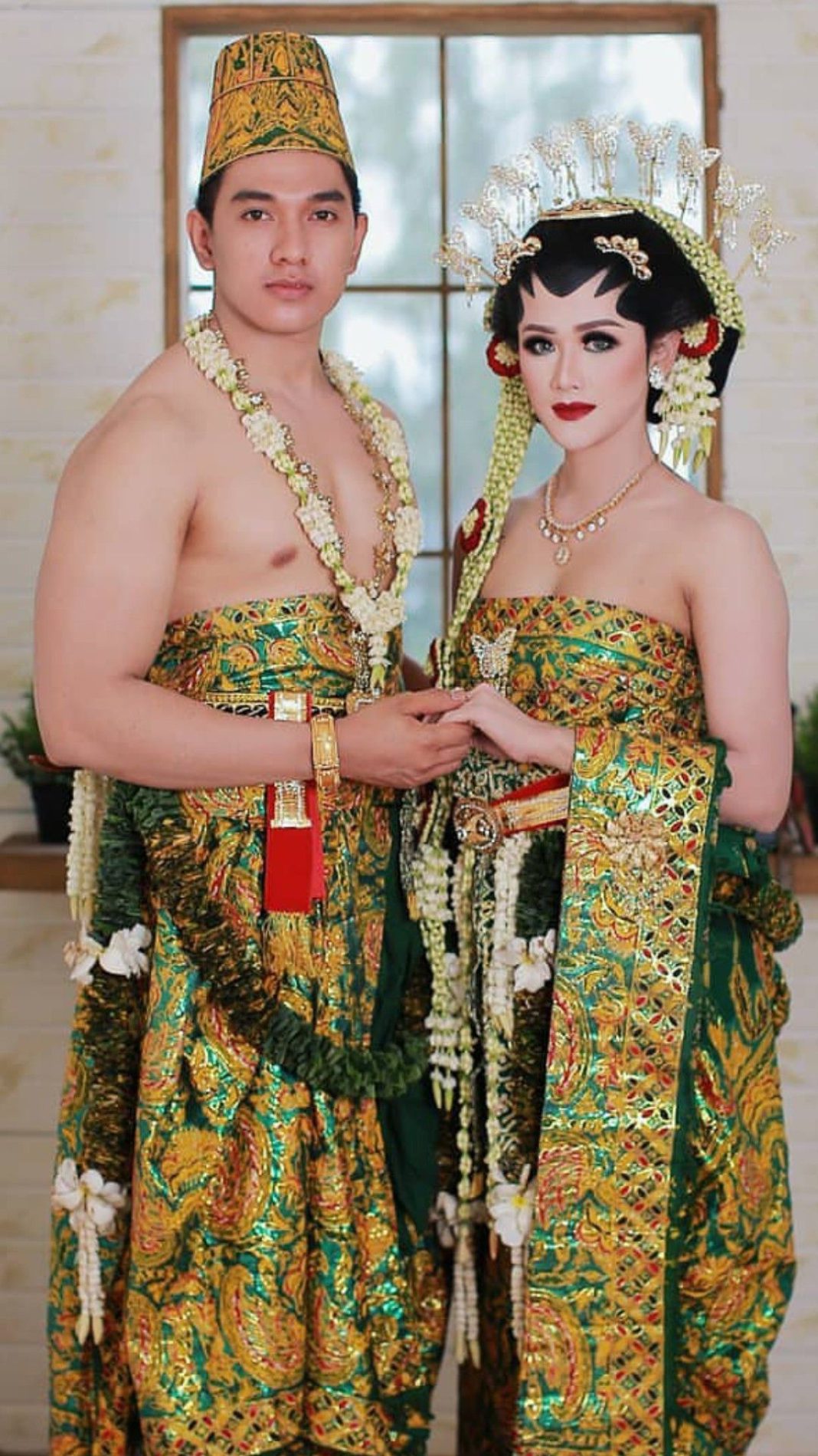 6 Baju Adat Jawa Tengah, Fungsi, dan Makna Filosofisnya