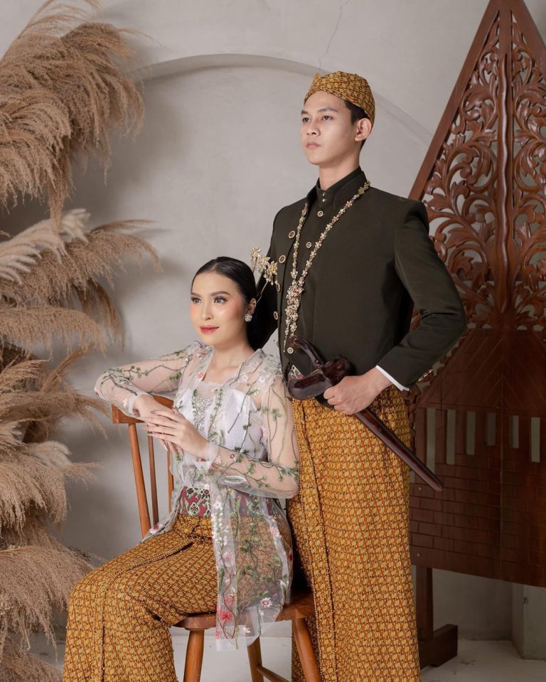 6 Baju Adat Jawa Tengah, Fungsi, dan Makna Filosofisnya