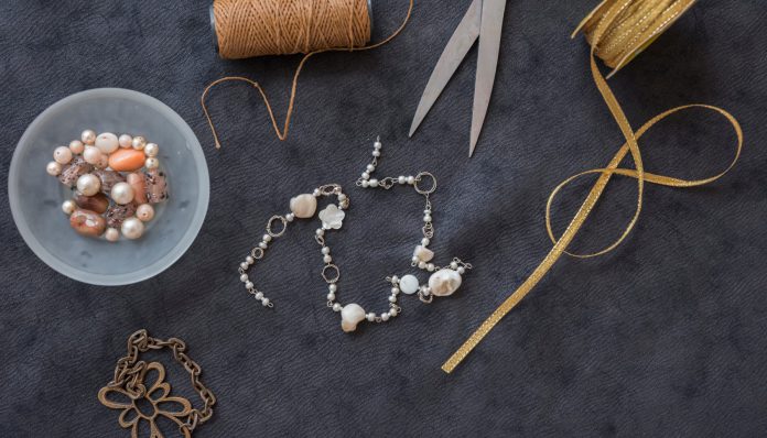 Mengenal 9 Jenis Payet Kebaya Modern, Manis dan Cantik!